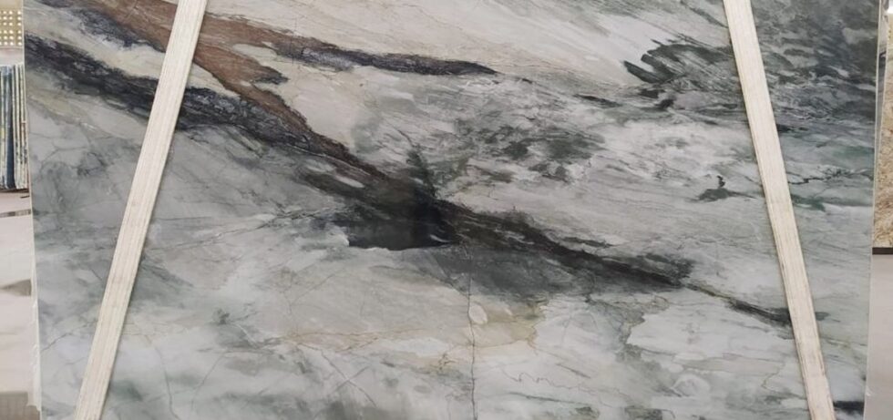 OUR COLLECTION | QUARTIZE | RENOIR | DETAIL – Austin Granite Direct